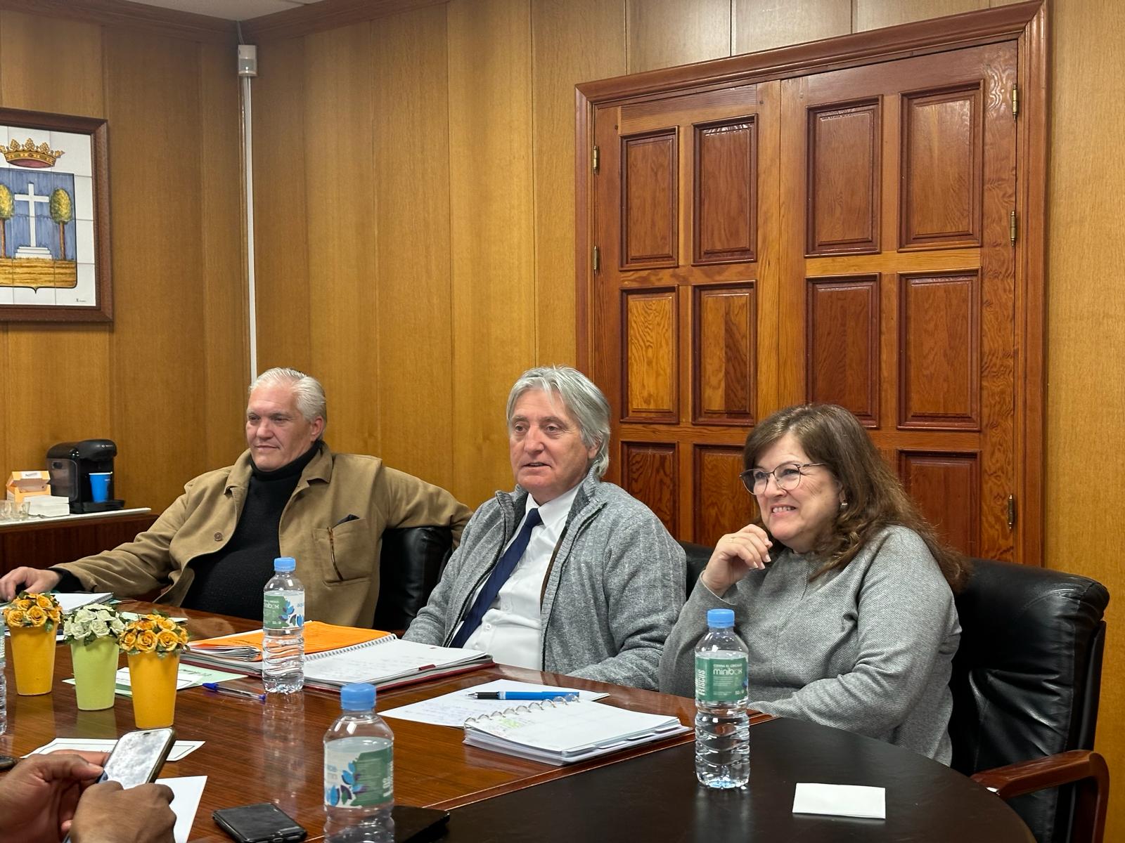 Seis meses después de la DANA, los alcaldes piden soluciones a CHT ...